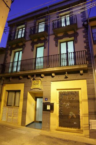 Hotel Alta Garrotxa - Pyrenees