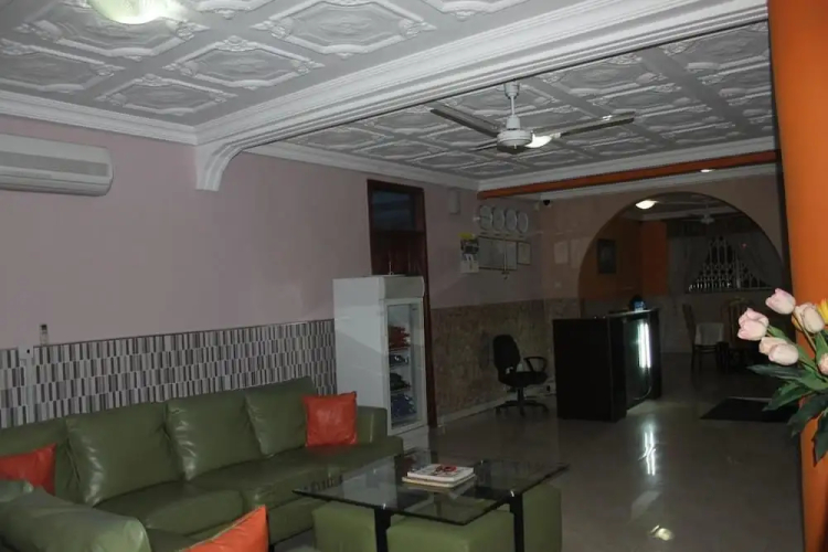 White Stone Lodge - Acra