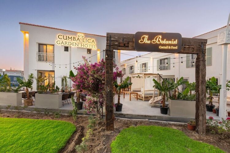 Cumbalıca Garden Hotel - Alaçatı