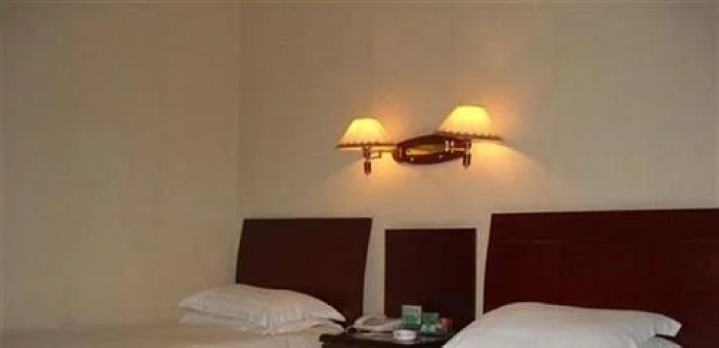 Jiaozuo Xindong Sunshine Hotel - 