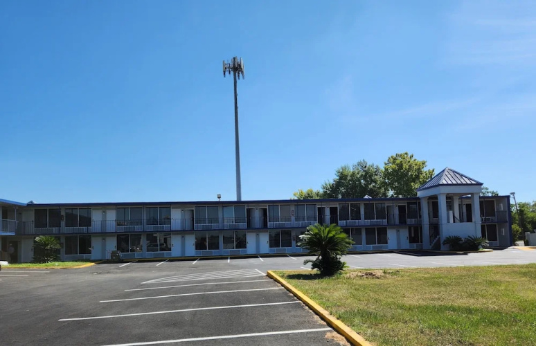 Smart Stay Inn - Lafayette, LA