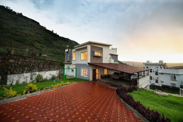 Queen's Hotel Mount Garden Kodaikanal - Kodaikanal