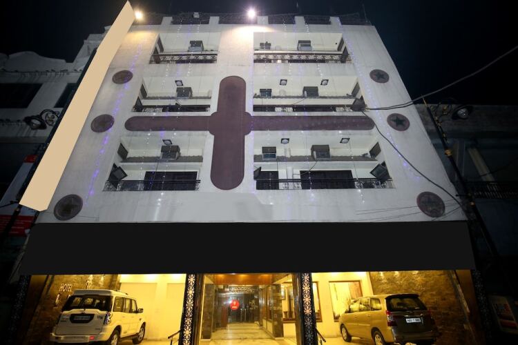 Oyo 10111 Hotel Roopa International - Amritsar