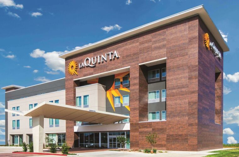 La Quinta Inn & Suites By Wyndham Richmond-sugarland - Sugar Land, TX