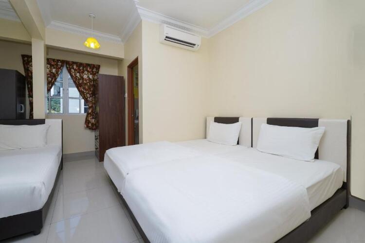Super Oyo 90009 Bangi Sri Minang Guesthouse - Kajang