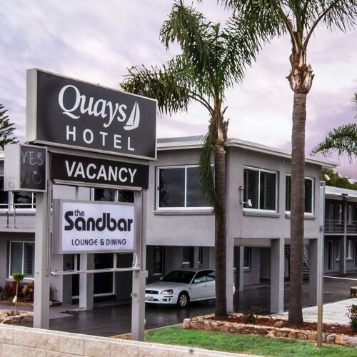 Quays Hotel - South Coast