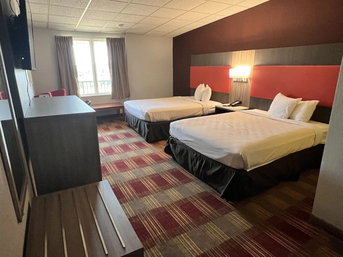Countryside Suites Kansas City Independence I-70e Sports Complex Hotel - Lee's Summit, MO