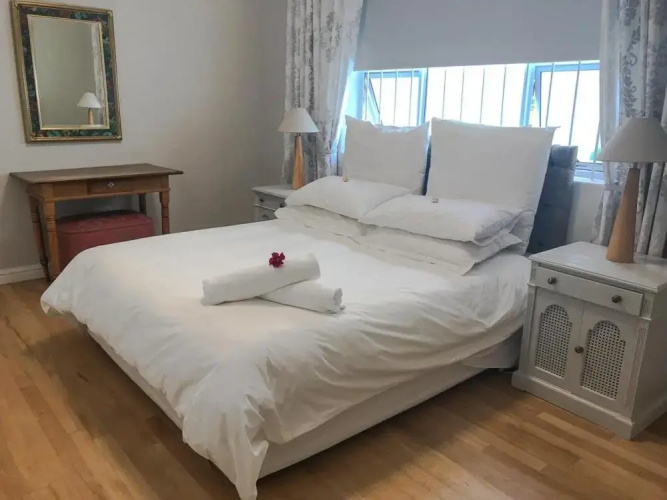 Protea Suite - Somerset West