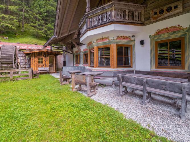 Quaint Alpine Hut In The Stubaital With Sauna - Neustift im Stubaital