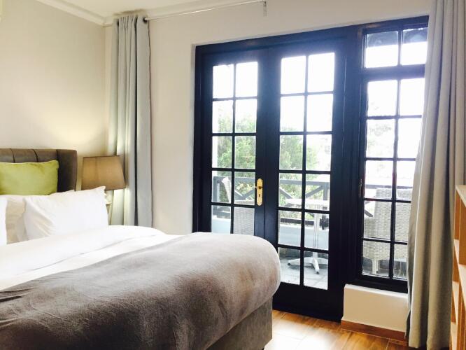 Urban Oasis At Windburg Suites - Cape Town