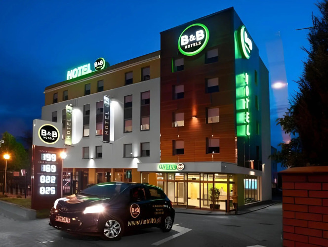 B&b Hotel Warszawa-okecie - Varsovia