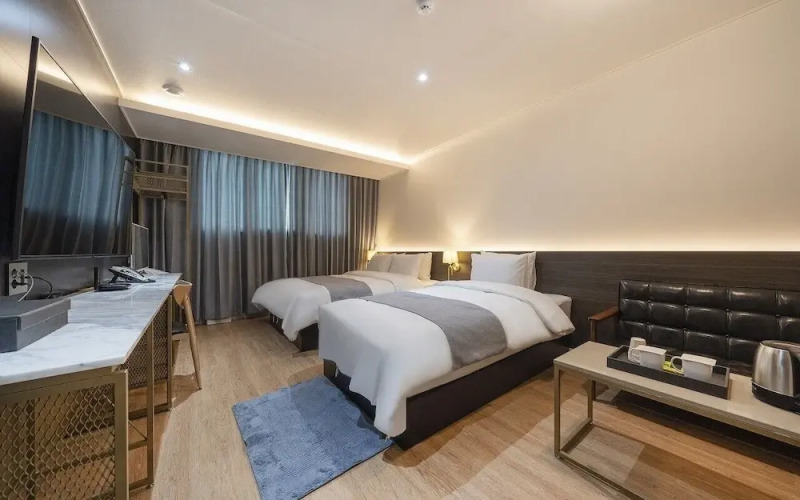Fine Hotel - Suwon