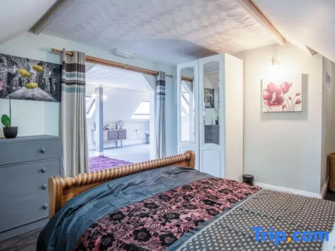 The Penthouse - 1 Bedroom Penthouse - Milford Haven - Milford Haven