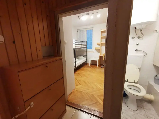 Apartment For Four With Free Parking - Liubliana