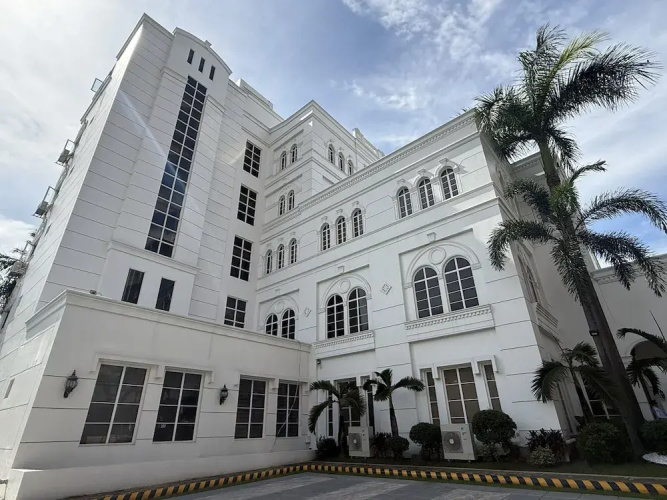 Madison Crown Hotel - Angeles