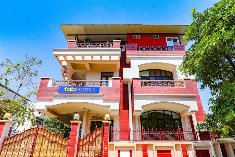 Fabhotel Raka Inn - Prayagraj