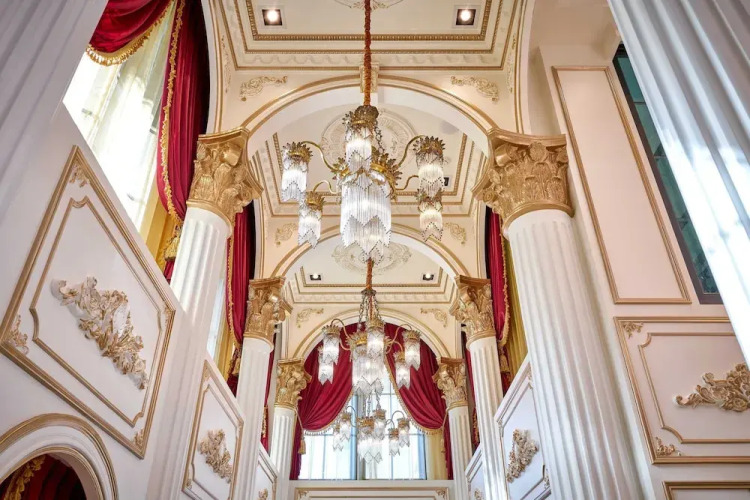 Sun Moon Lake Queen Castle Hotel - Nantou County