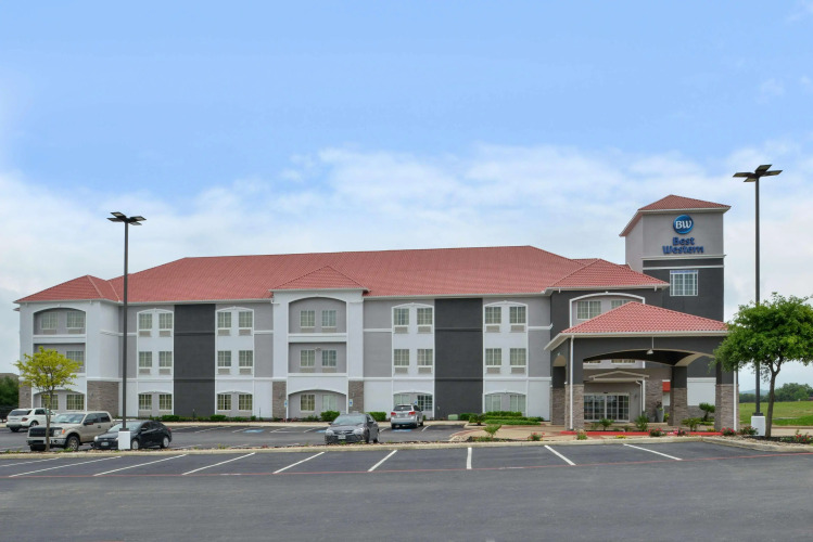 Baymont By Wyndham Elizabeth City - Elizabeth City, NC