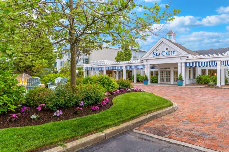 Sea Crest Beach Resort - Mashpee, MA