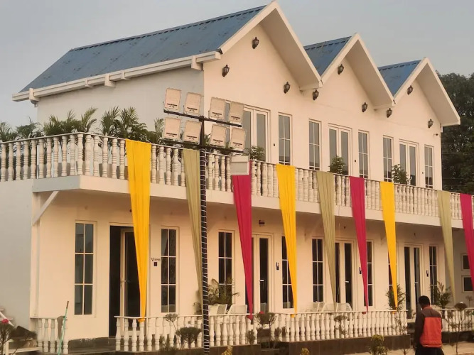 The Pinaki Resort & Club - Varanasi