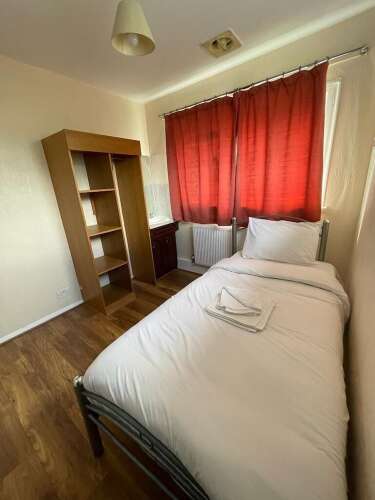 St Nicholas Hotel Kenton - Harrow