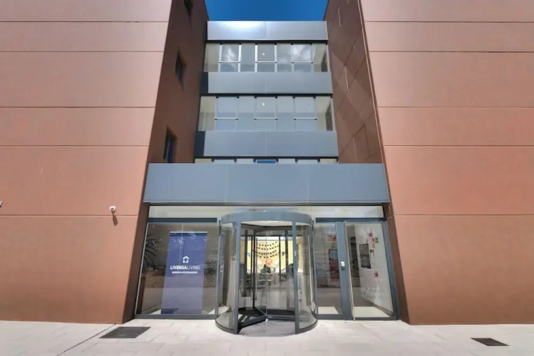 Livensa Living Salamanca - Albergue Juvenil - Salamanca, Spain