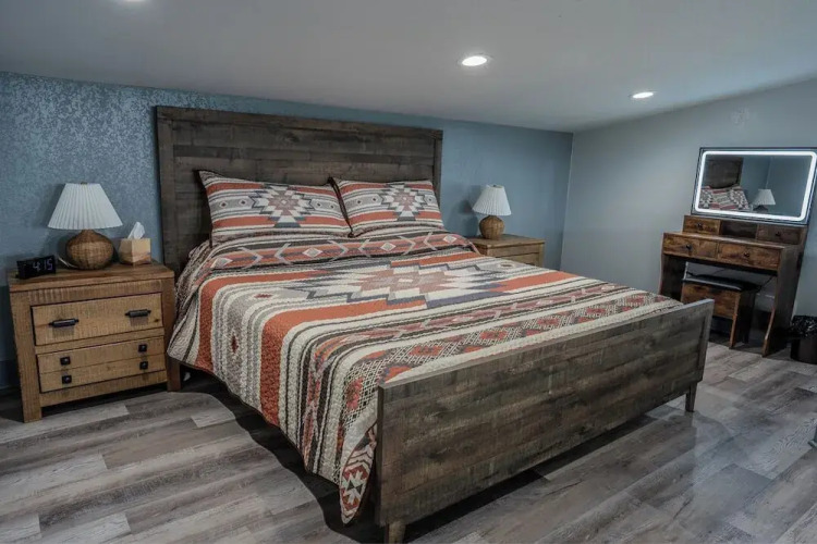 Hill Country Guest Houses - Johnson City, TX