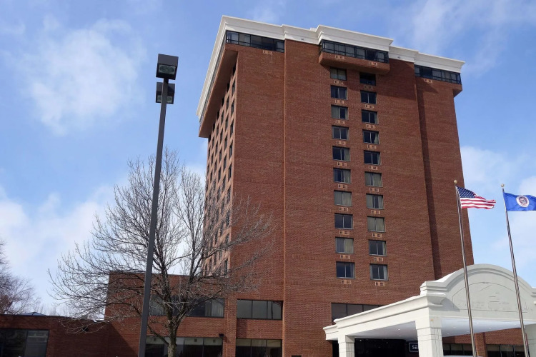 Best Western Brooklyn Center Hotel & Conference Center - Maple Grove, MN