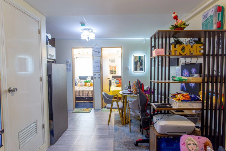 Pandora's Nest - Cainta