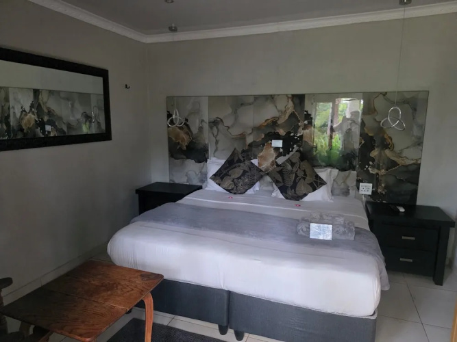 Waterfront Guest House - Hartbeespoort