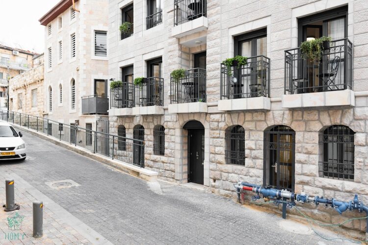 Mate Alma - By Homy - Jerusalem