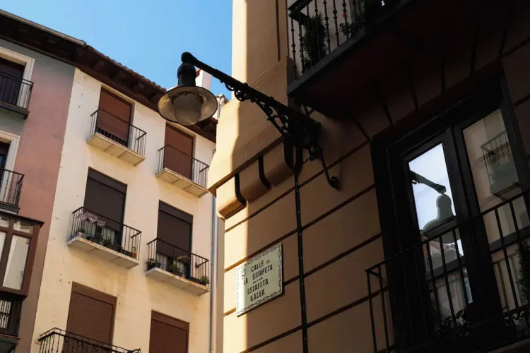 Limehome Pamplona Hilarión Eslava - Navarre