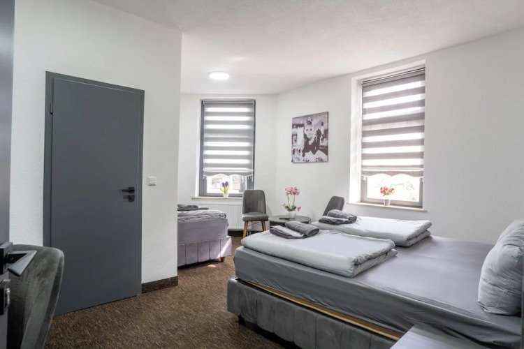 Duisburger Hostel - Oberhausen