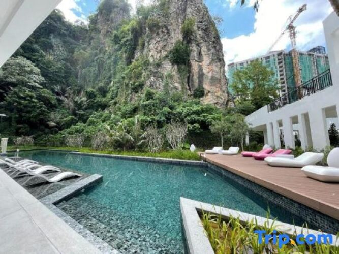 Iwh The Cove Premium Suites - Tambun