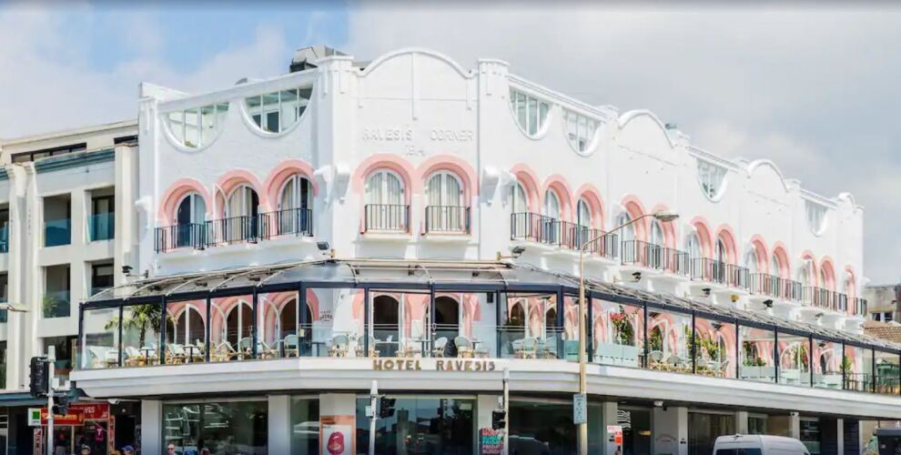 Hotel Ravesis - Bondi Beach