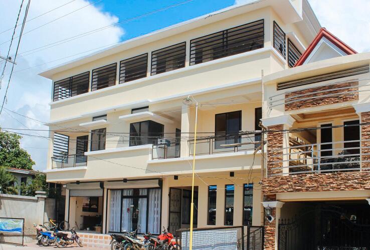 Reddoorz @ Ls Suites Poblacion Culasi Antique - Culasi