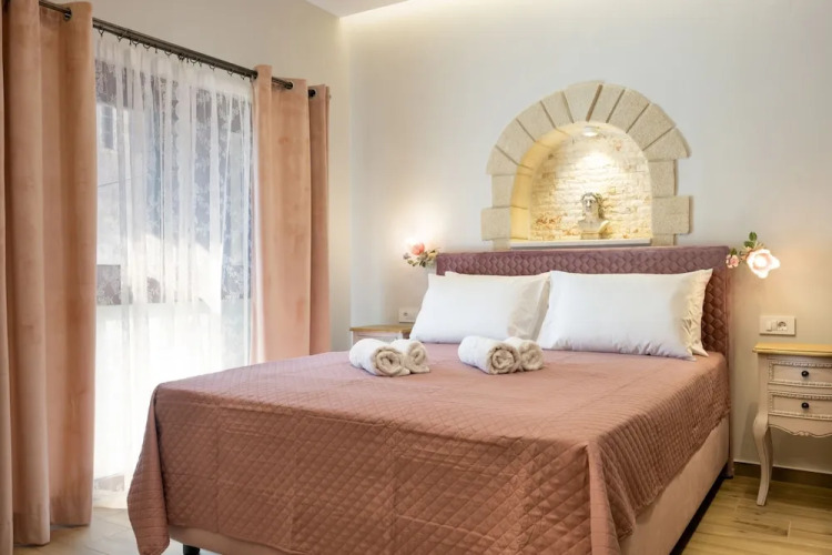 The Owl House Near Chania City Centre - La Canée
