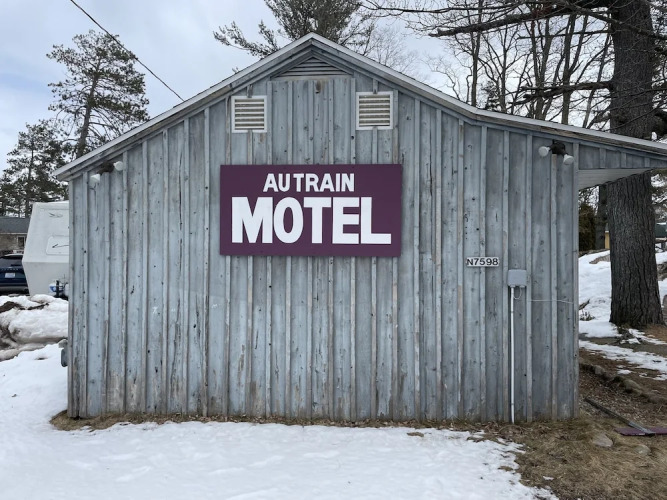 Autrain Motel - Au Train, MI