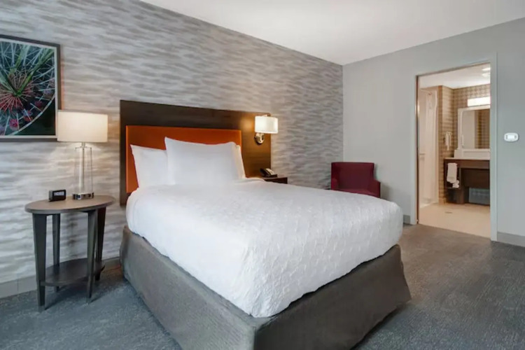 Home2 Suites By Hilton Garden Grove - Buena Park, CA