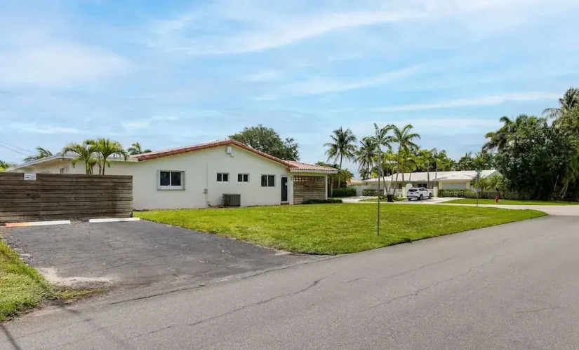 Welcome To Your Fort Lauderdale Retreat 2bed 2bath - Sunrise, FL