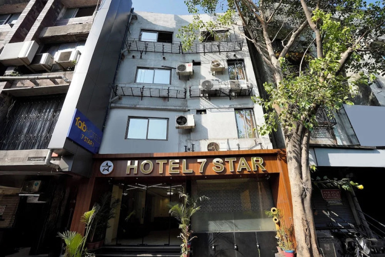 Fabhotel 7 Star I - Surat