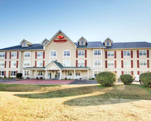 Econo Lodge & Suites - Jackson