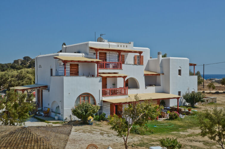 Ydreos Studios & Apartments - Naxos