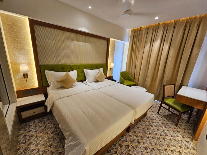 Hotel Golden Nest - Thane - Thane