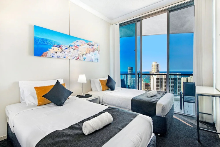 Chevron Renaissance - Q Stay - Surfers Paradise
