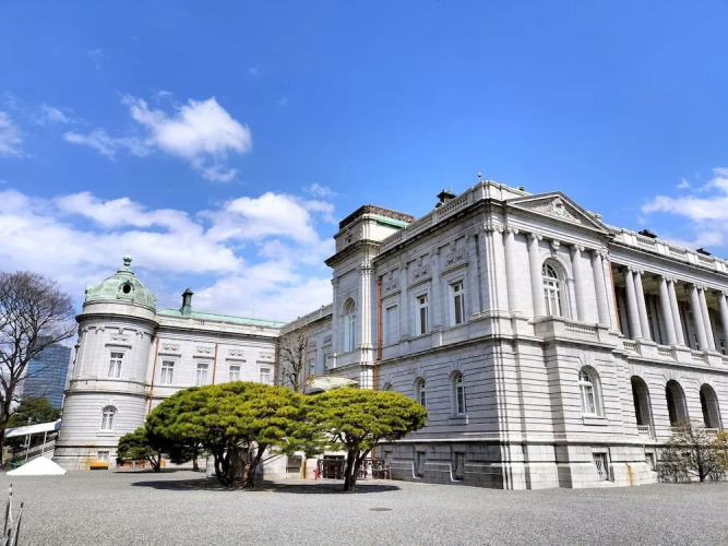 Illi Enu Yotsuya - Shibuya City