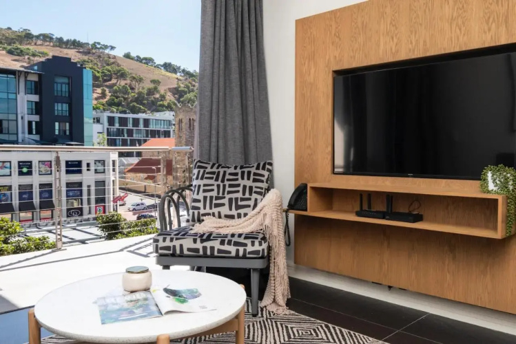 Xenia Aparthotel By Totalstay - Le Cap