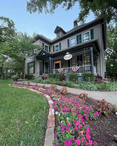 Loganberry Inn - Missouri