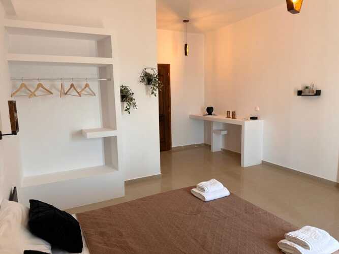 C Est La Vie Rooms And Suites - Zakynthos
