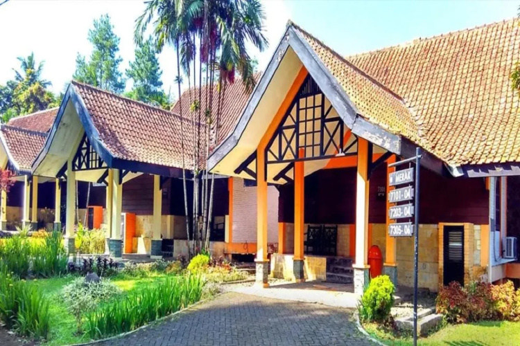 The Tavia Riverside Resort & Convention - Bogor